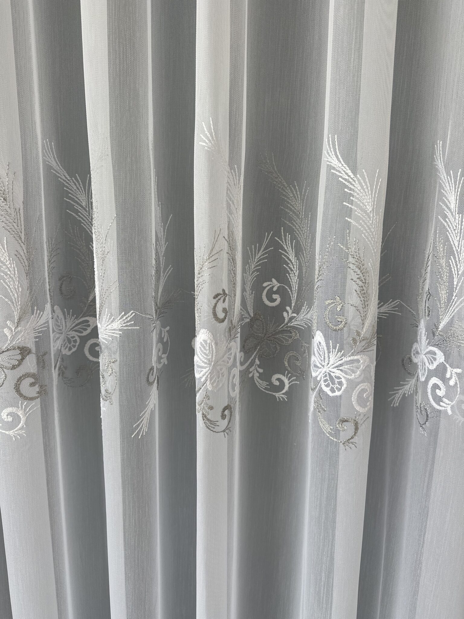 Perdea din Bambus Albă cu Gri cu Broderie Luxury Butterfly - Trend Home